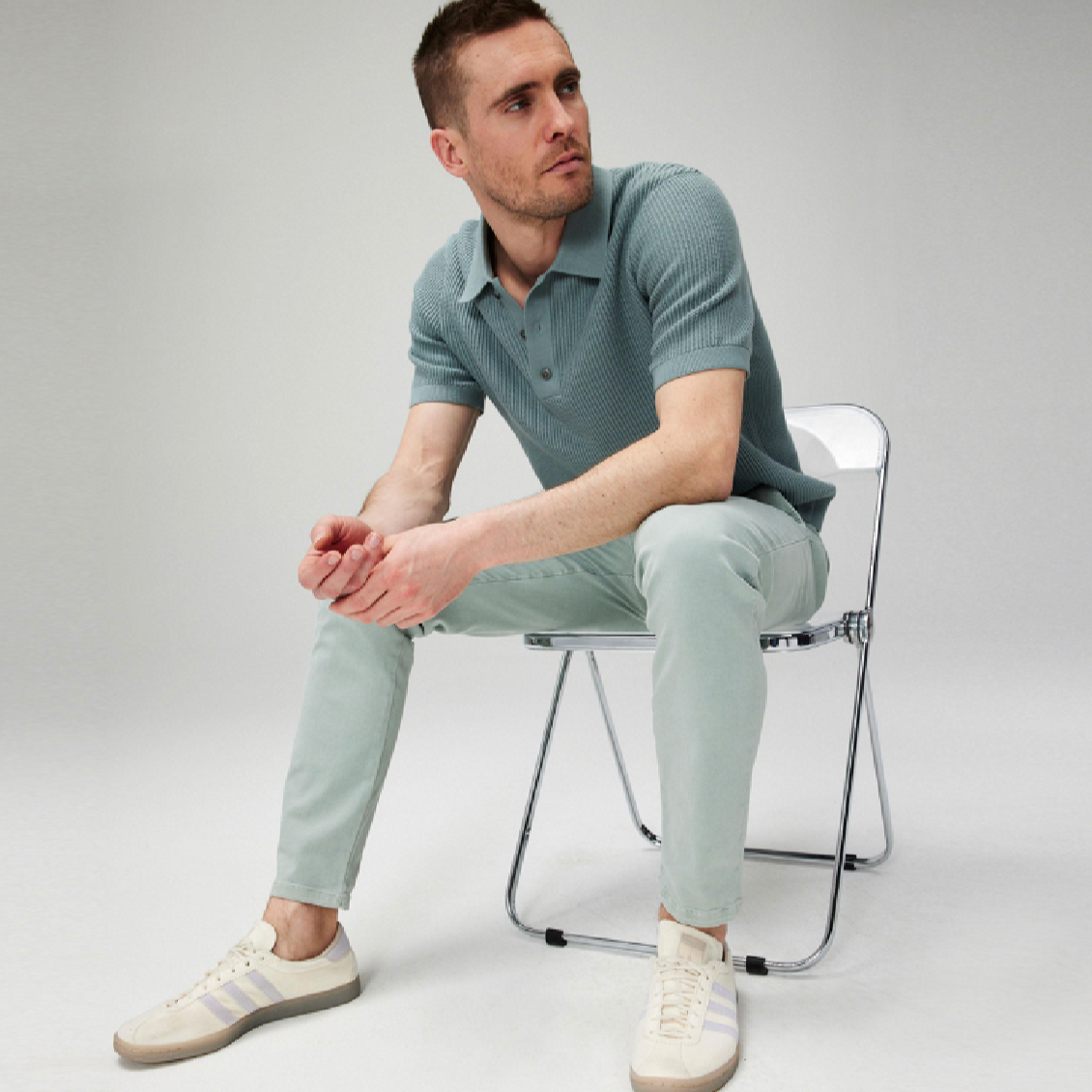 Mac Driver Chino Pants - Wrought Iron – Tweed & Vine